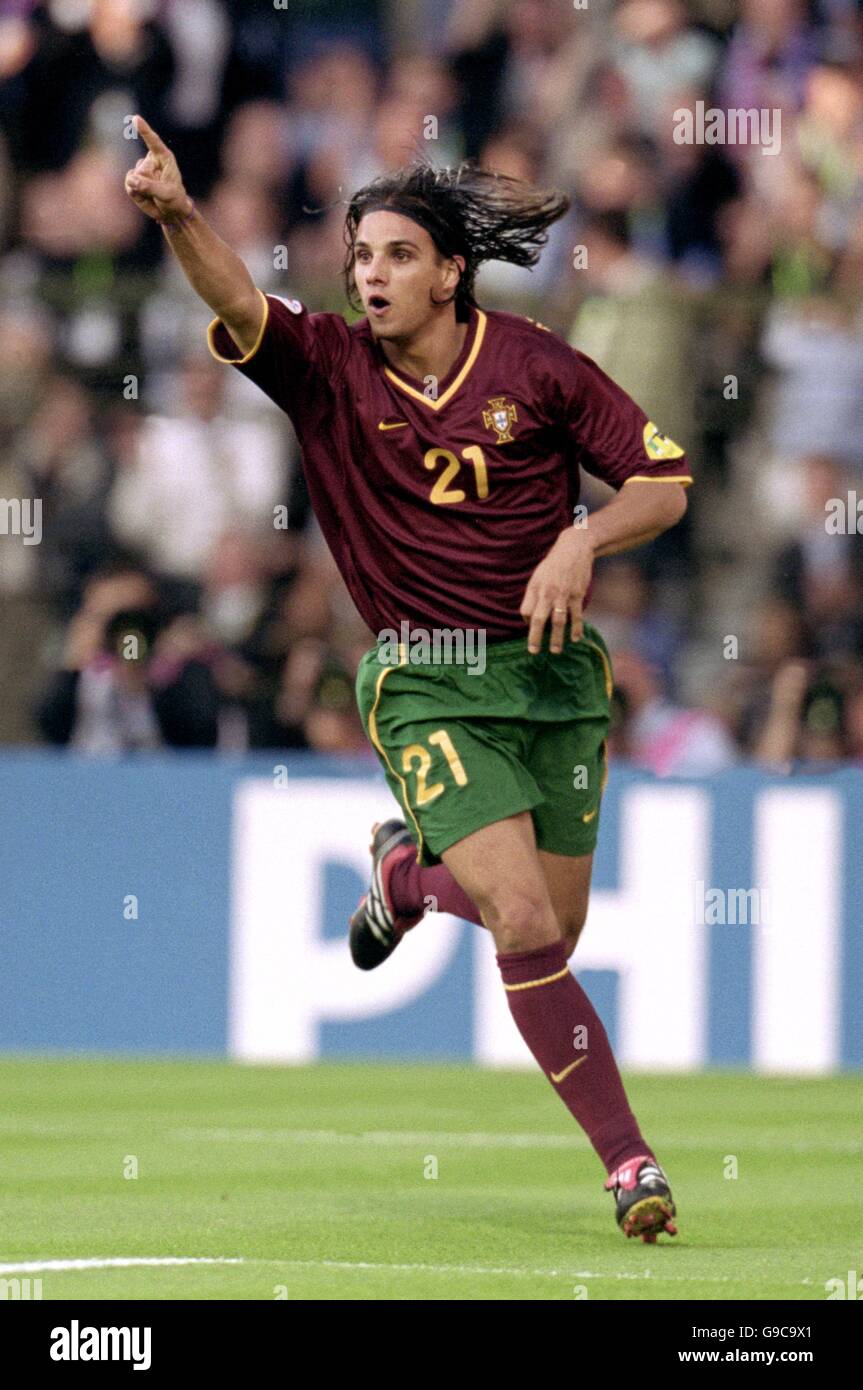 Soccer euro 2000 semi final france v portugal hi-res stock photography ...