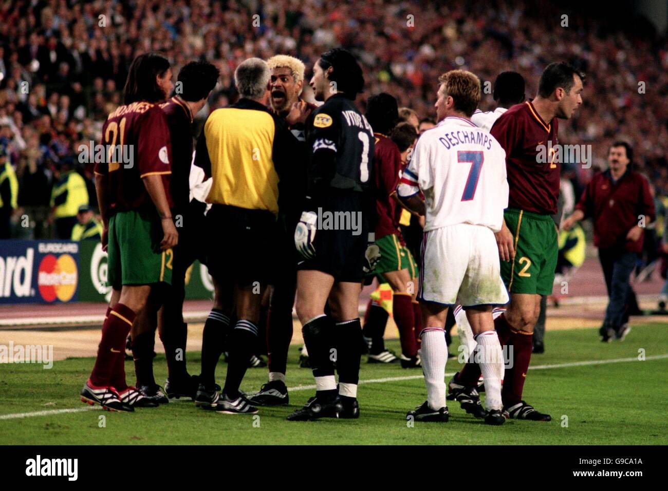 Abel xavier portugal france 2000 hi-res stock photography and images ...