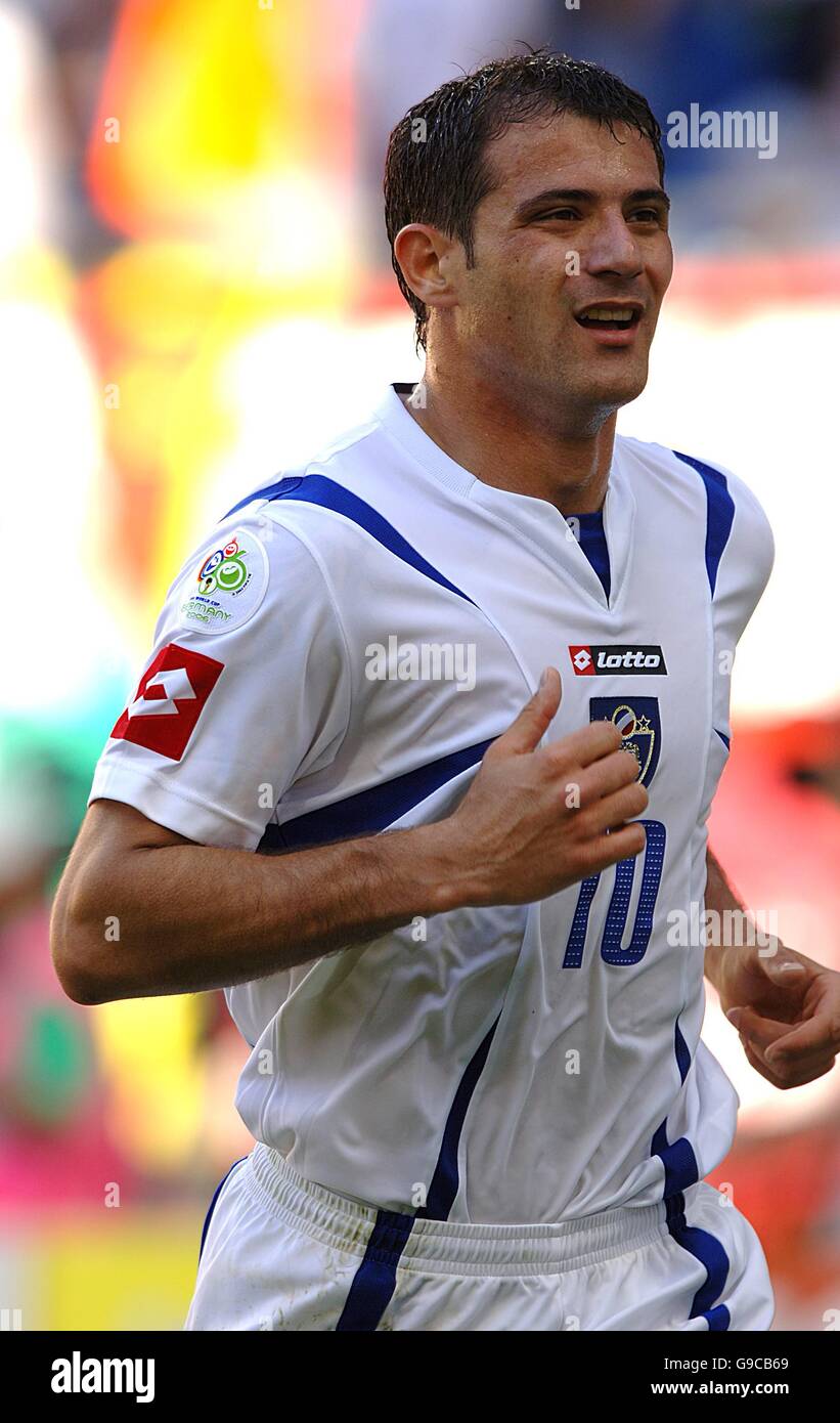 Stankovic world cup 2006 hi-res stock photography and images - Alamy