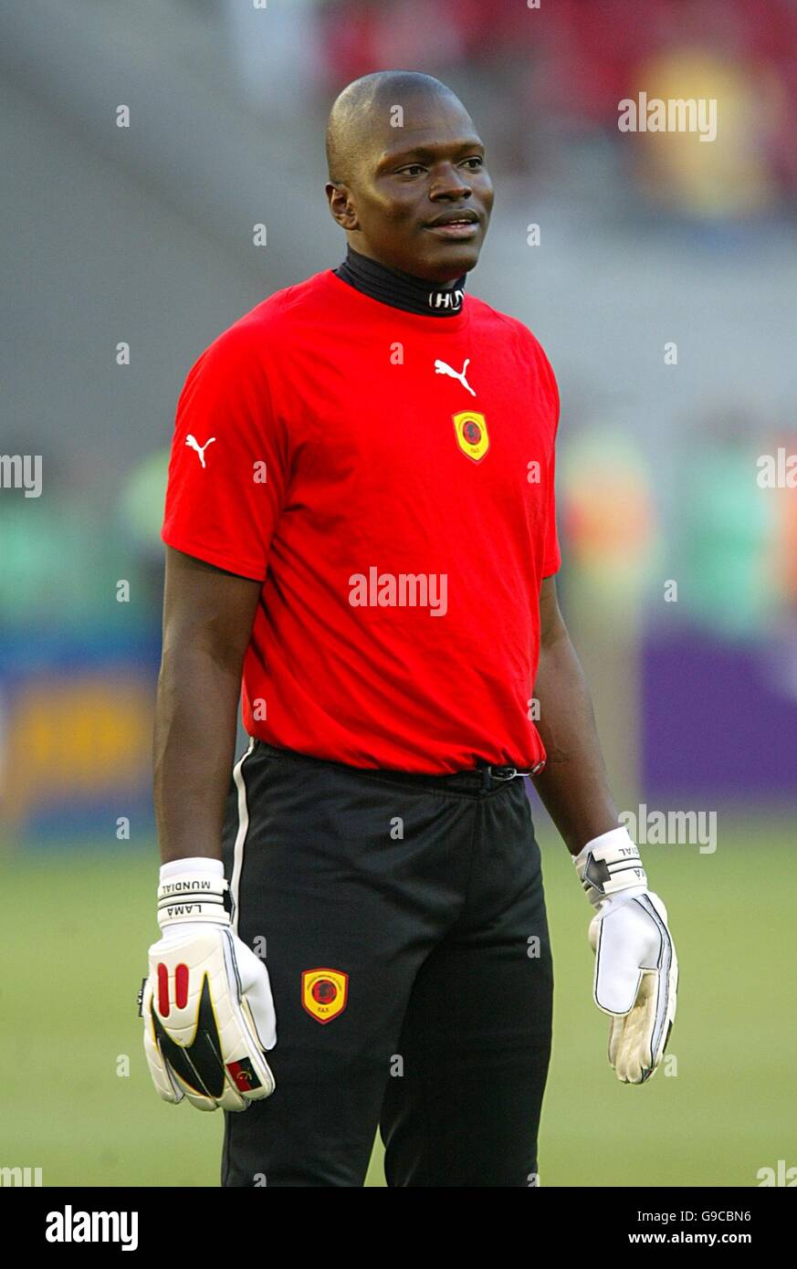 Angola goalkeeper hi-res stock photography and images - Alamy