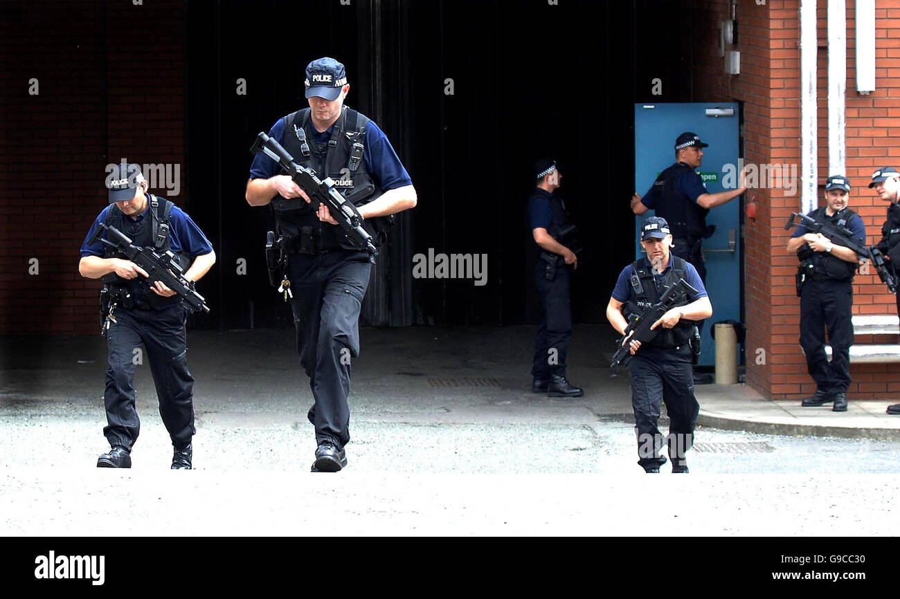 Israeli Prime Minister Ehud Olmert meets Britain's Prime Minister Tony ...