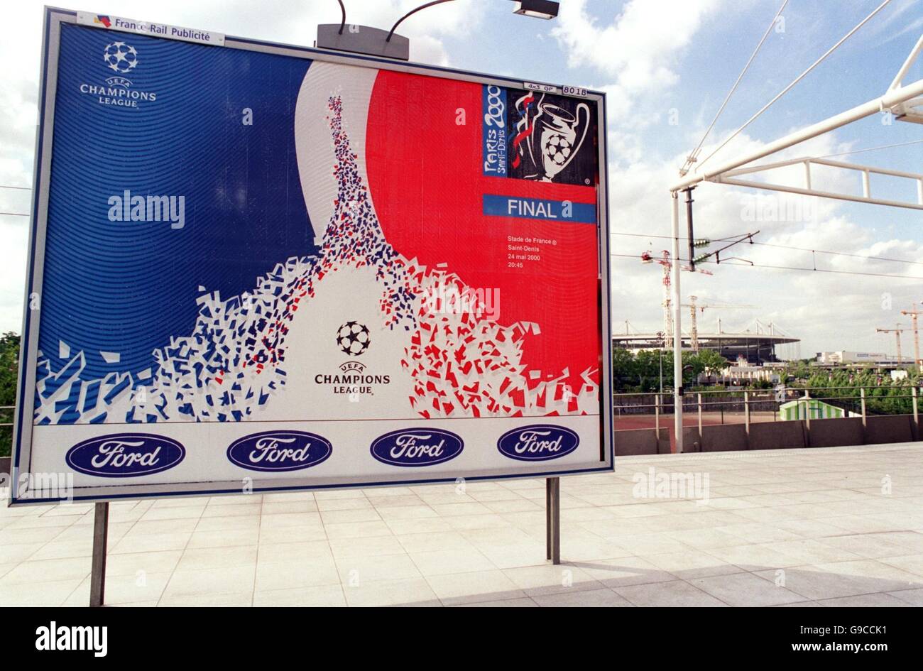 Soccer - UEFA Champions League - Final - Real Madrid v Valencia. Ford ...