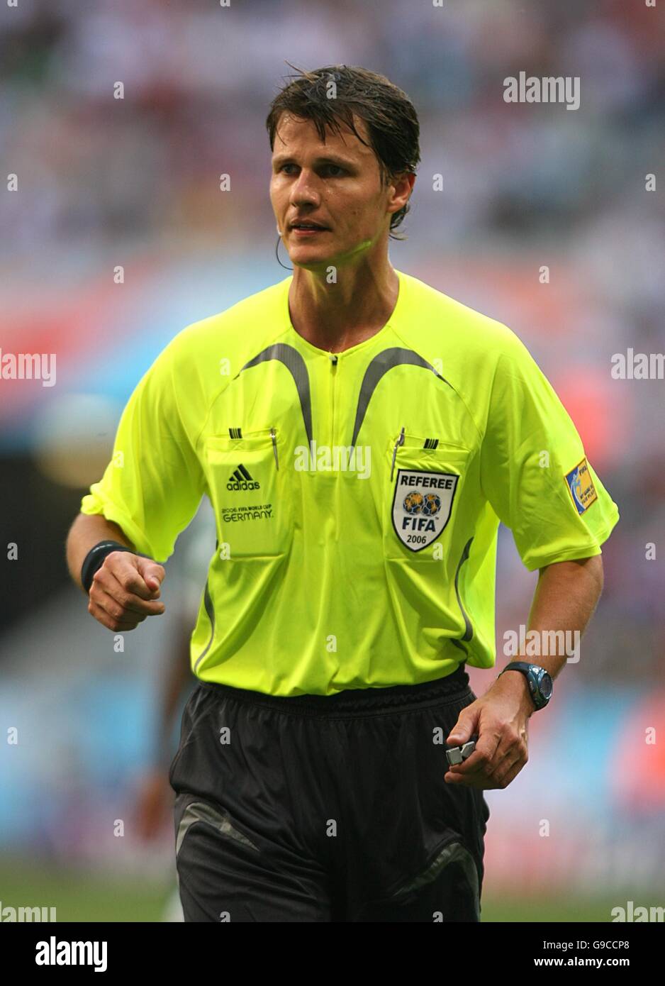 Referee Mark Shield High Resolution Stock Photography and Images - Alamy