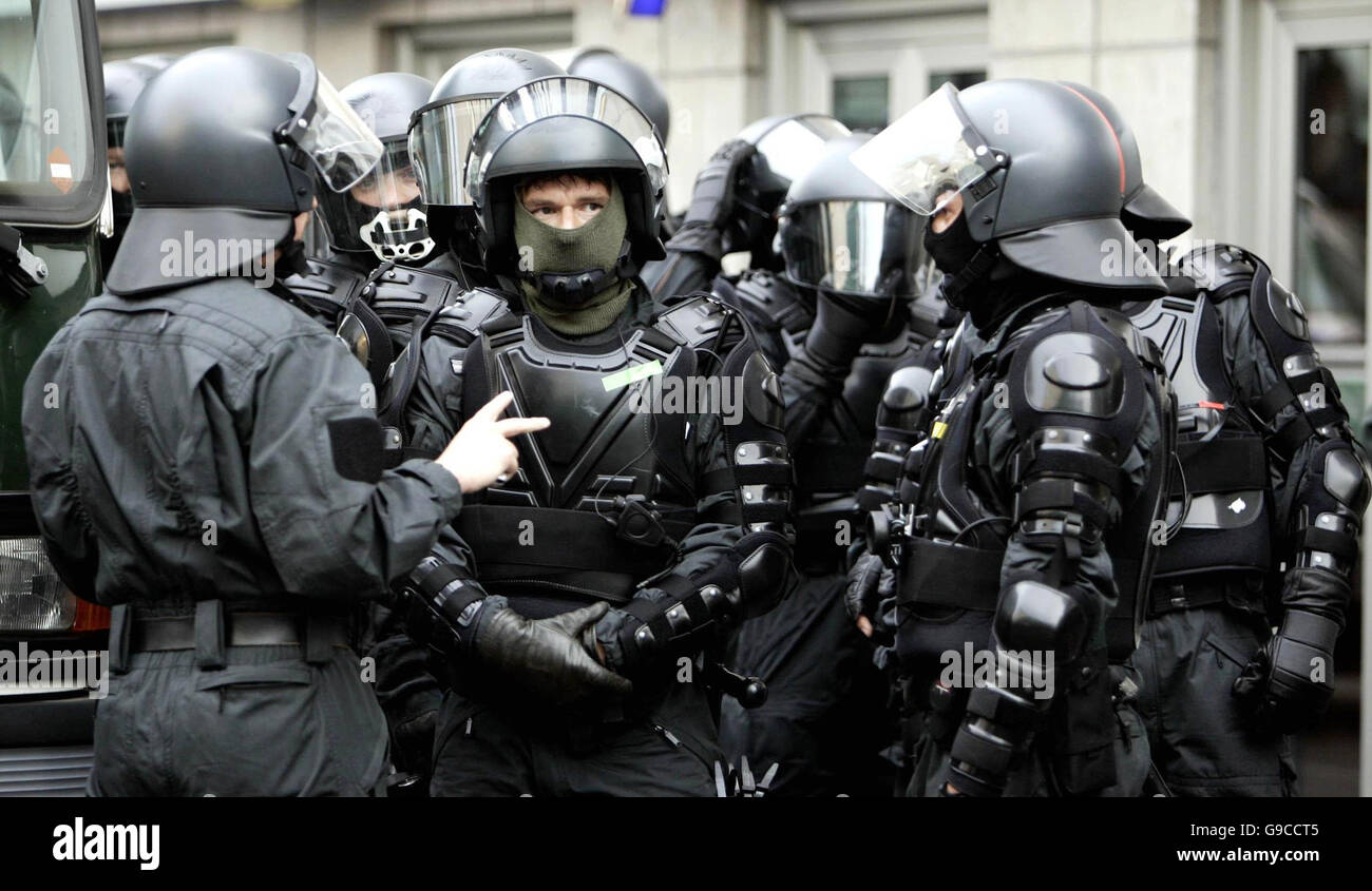 Riot Police Game
