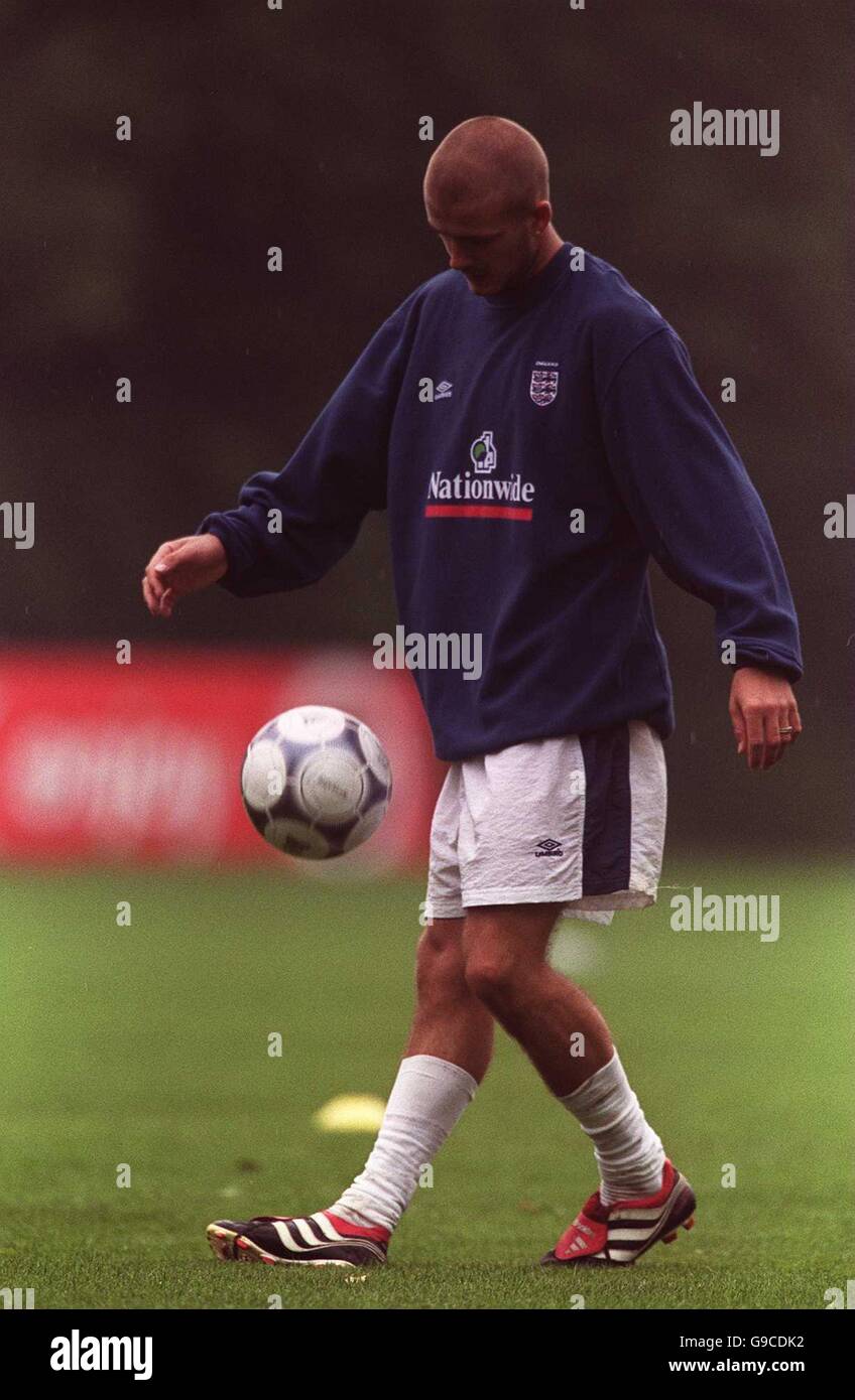 Soccer - Euro 2000 - Group A - England Training. England's David ...