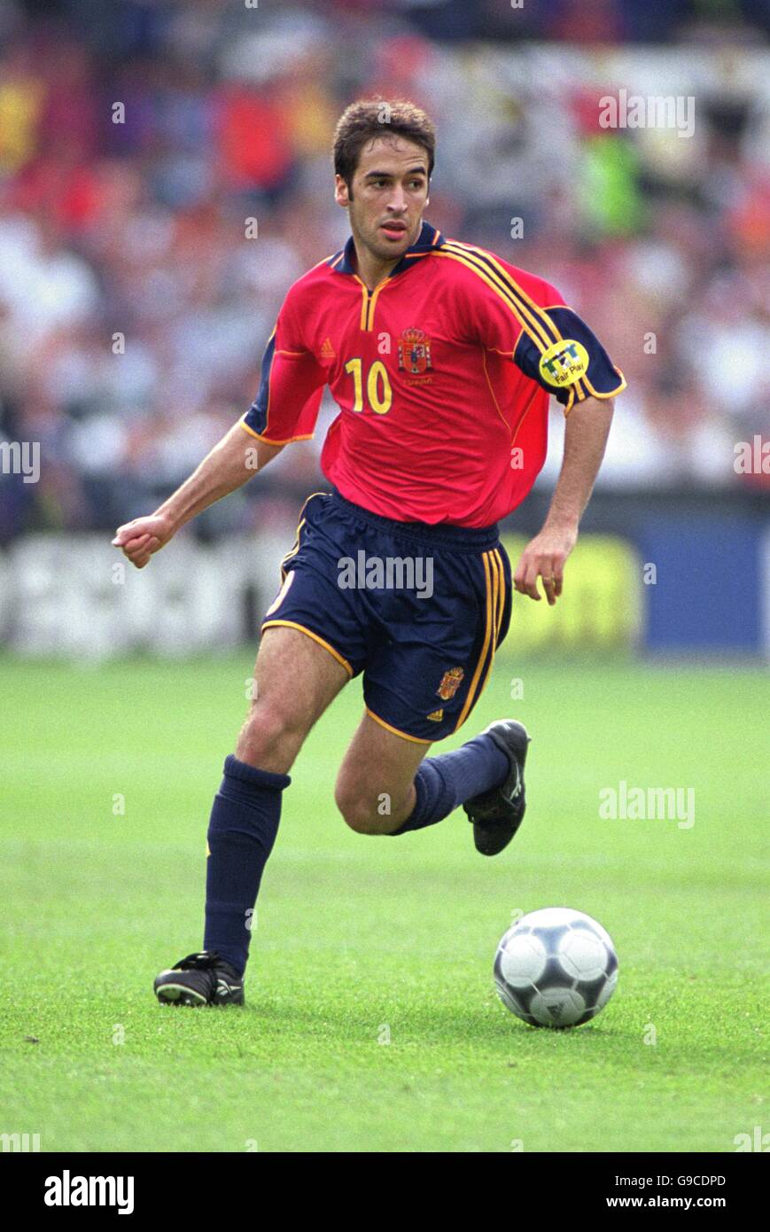 Soccer - Euro 2000 - Group C - Spain v Norway Stock Photo - Alamy