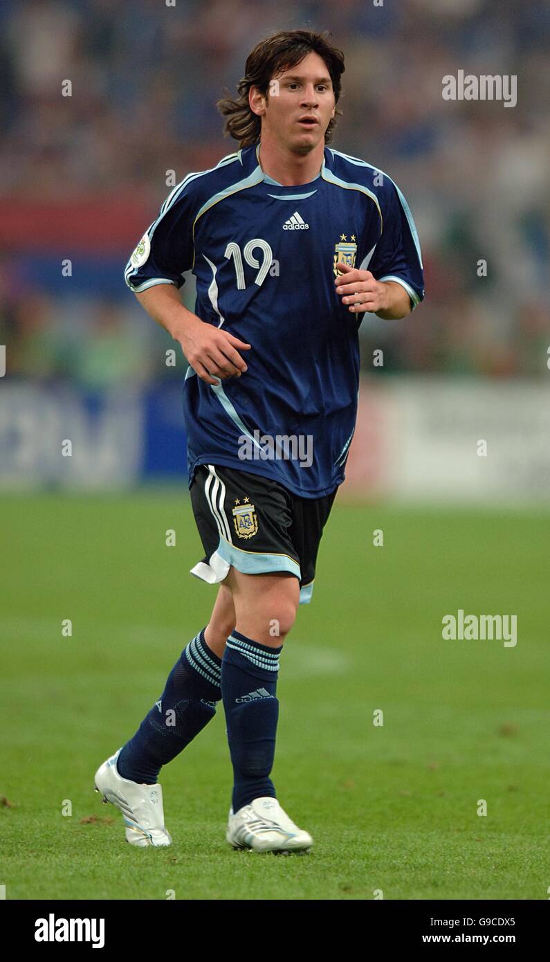 Lionel messi argentina world cup 2006 hi-res stock photography and ...