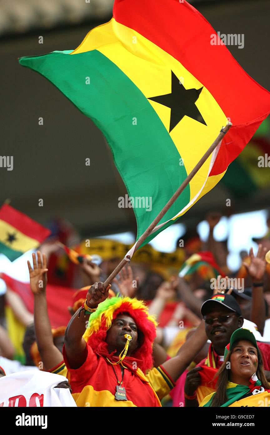 Ghana fans in stands hi-res stock photography and images - Alamy