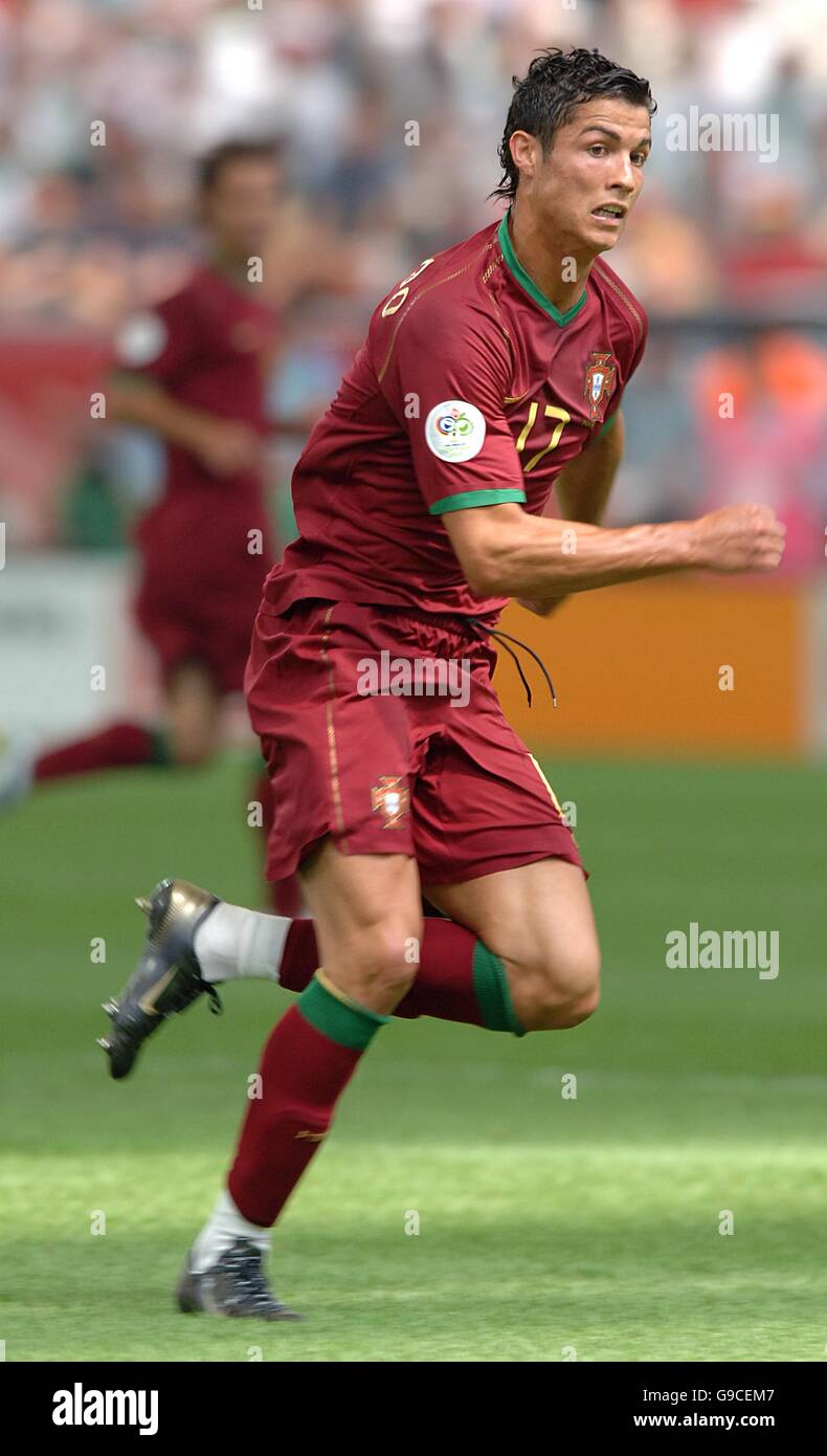Cristiano ronaldo portugal 2006 hi-res stock photography and images - Alamy