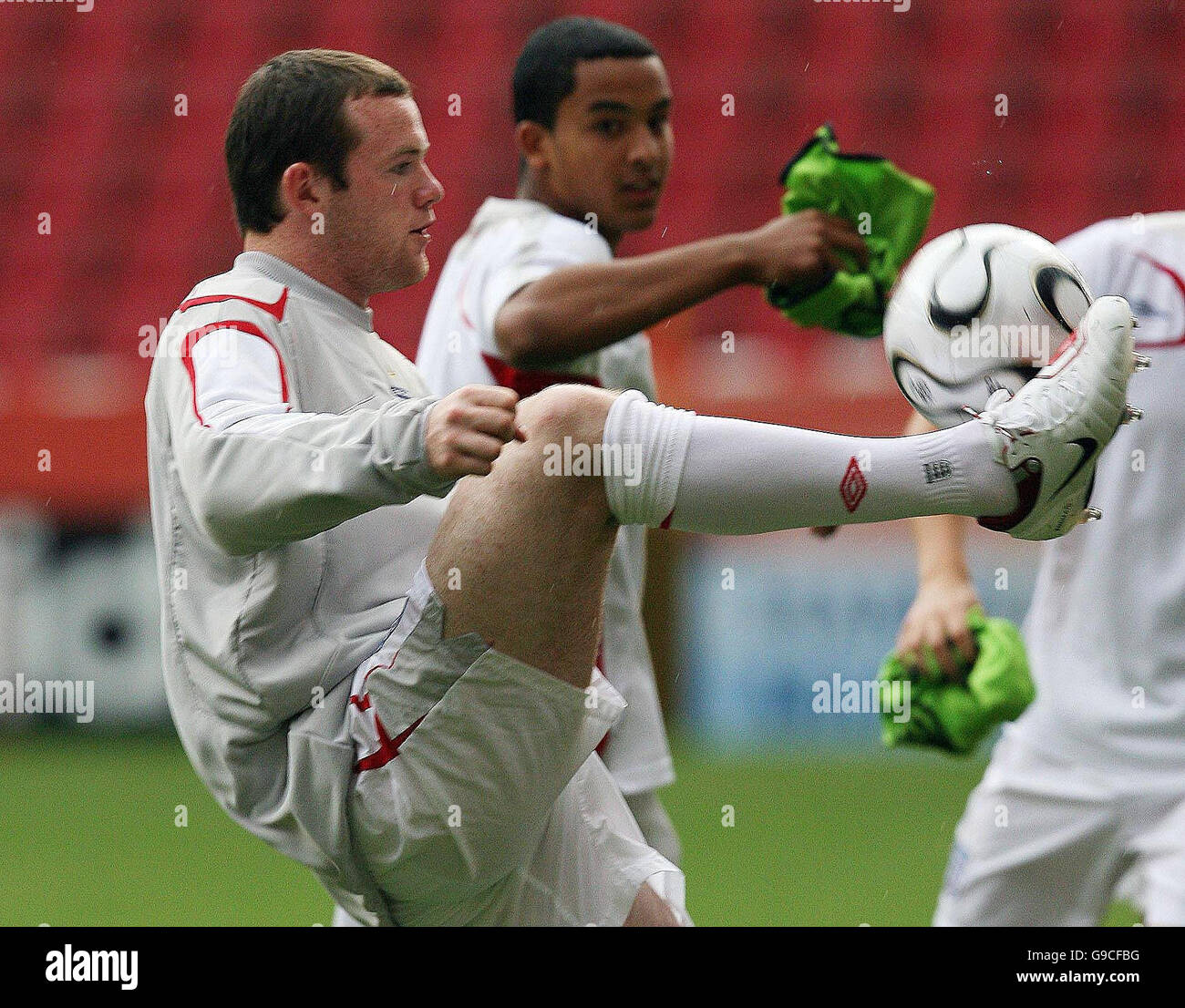 Soccer 2006 fifa world cup england training session cologne hi-res ...