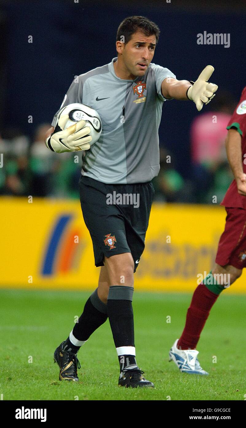 Soccer - 2006 FIFA World Cup Germany - Group D - Portugal v Mexico ...