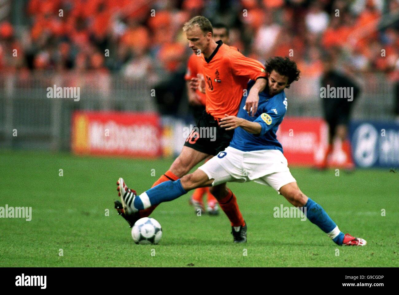 Soccer euro 2000 semi final italy v holland hi-res stock photography ...