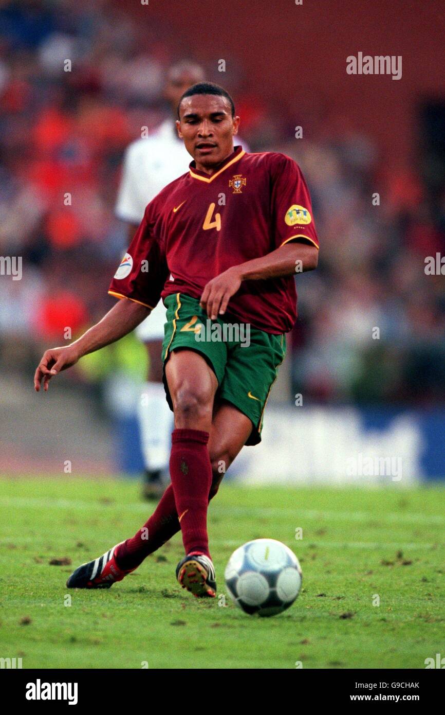 Soccer euro 2000 semi final france v portugal hi-res stock photography ...