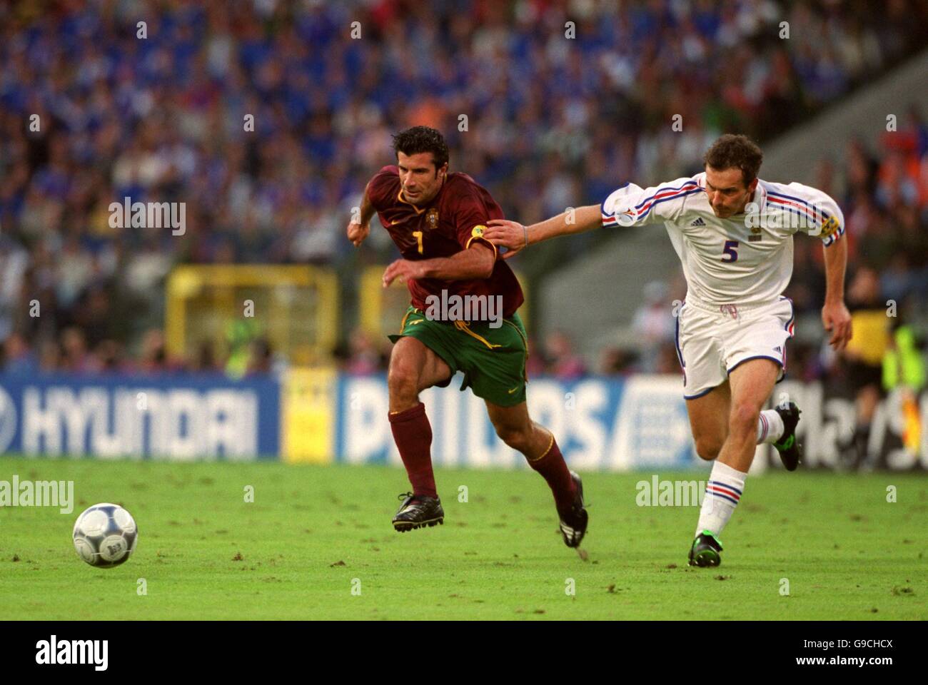Soccer euro 2000 semi final france v portugal hi-res stock photography ...
