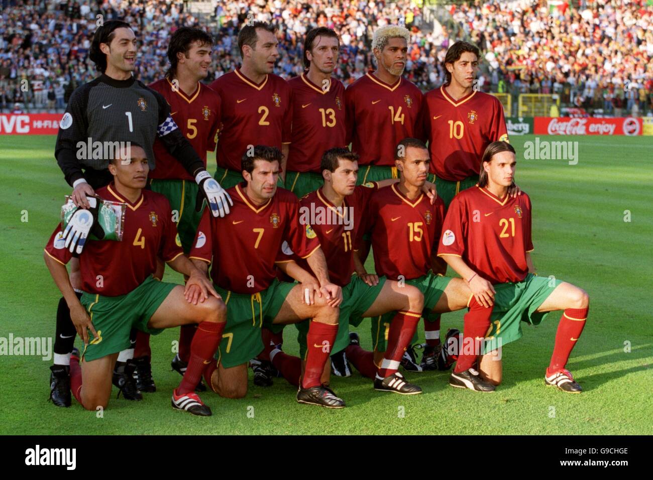 Portugal football team 2000 hi-res stock photography and images - Alamy