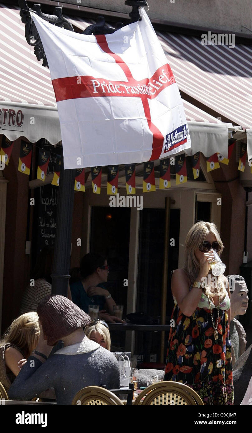 Alex Curran, the girlfriend of England footballer Steven Gerrard in the ...