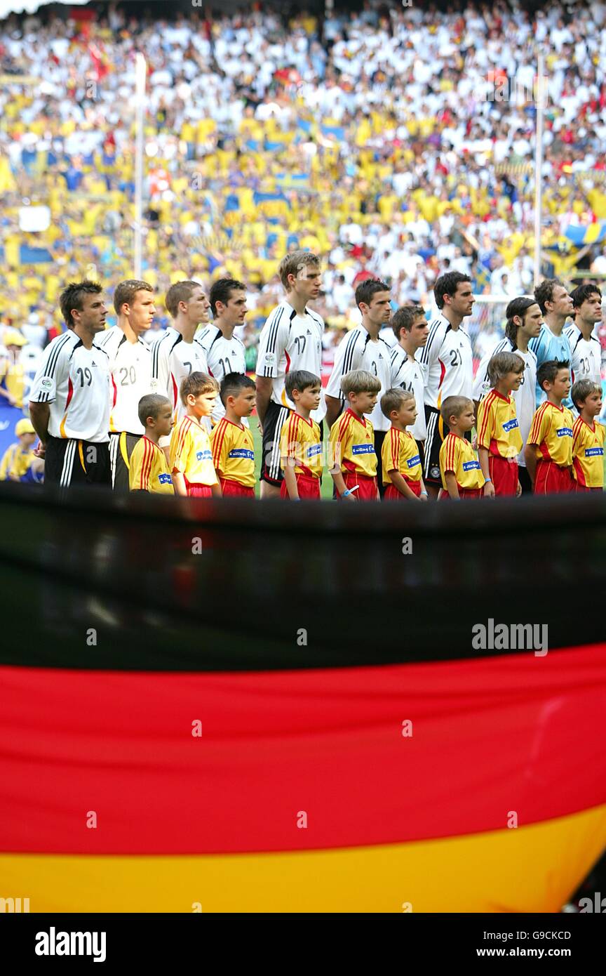Soccer - 2006 FIFA World Cup Germany - Second Round - Germany v Sweden ...
