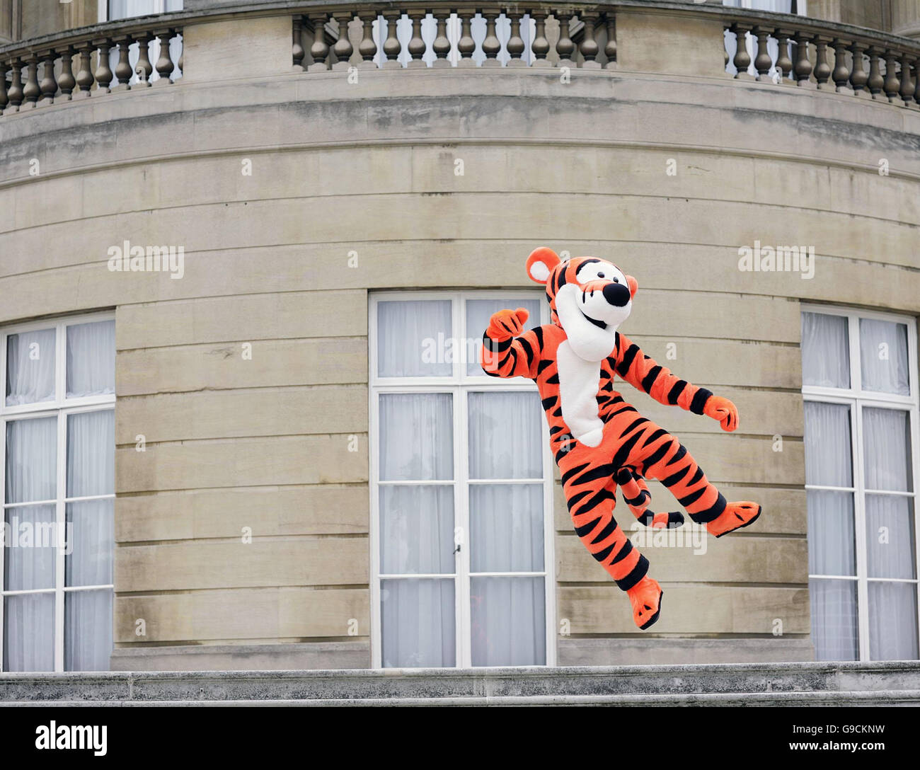 Tigger hi-res stock photography and images - Alamy