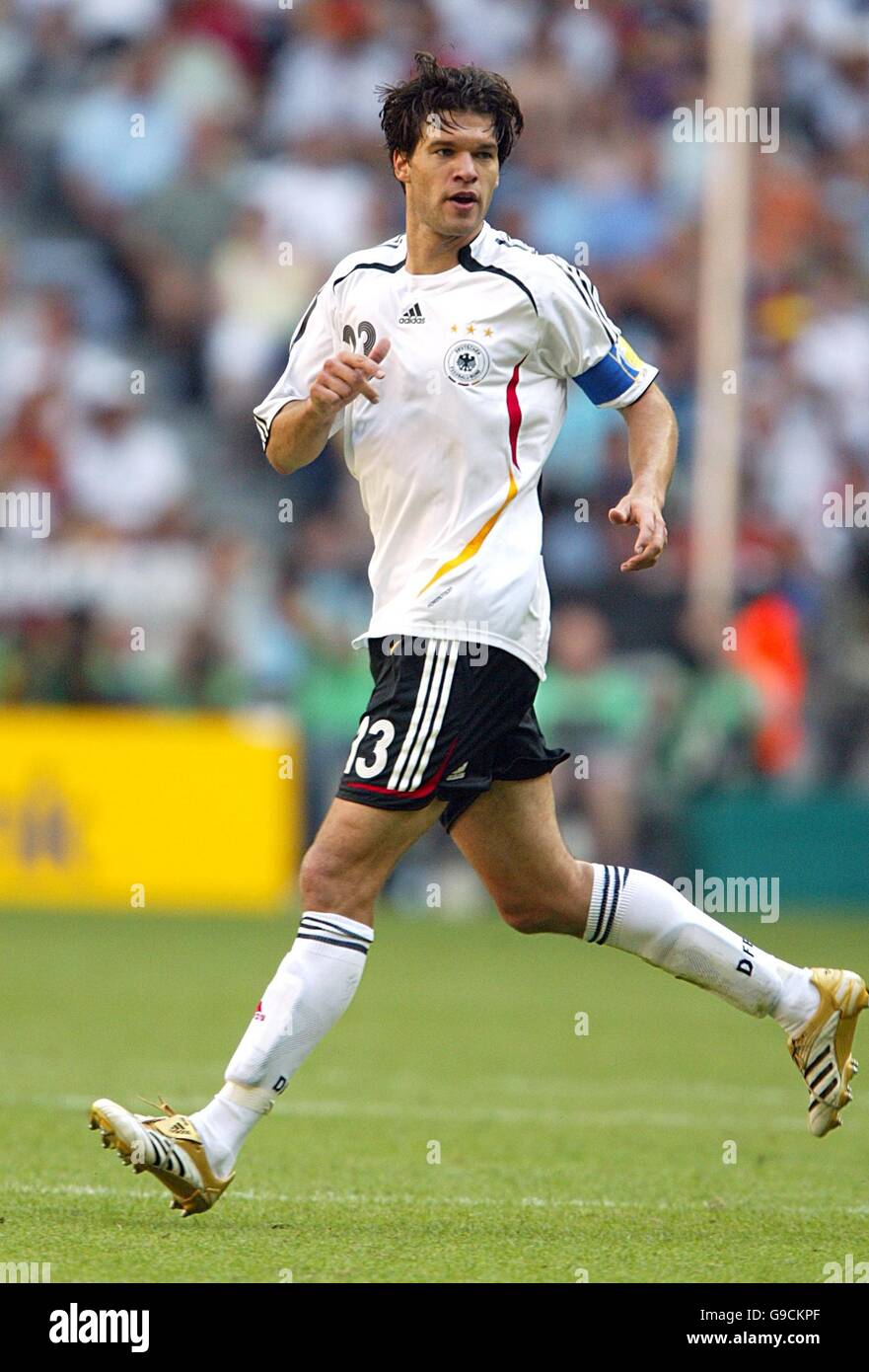 Allianz arena michael ballack hi-res stock photography and images - Alamy