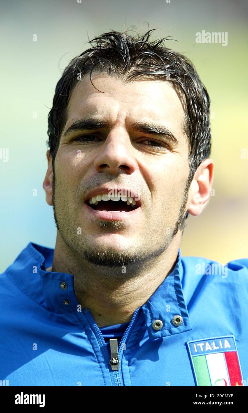 Simone perrotta italy hi-res stock photography and images - Alamy