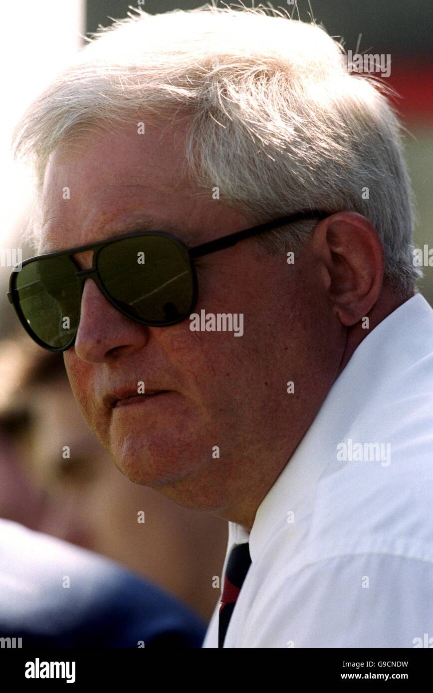 Kingstonian manager hi-res stock photography and images - Alamy