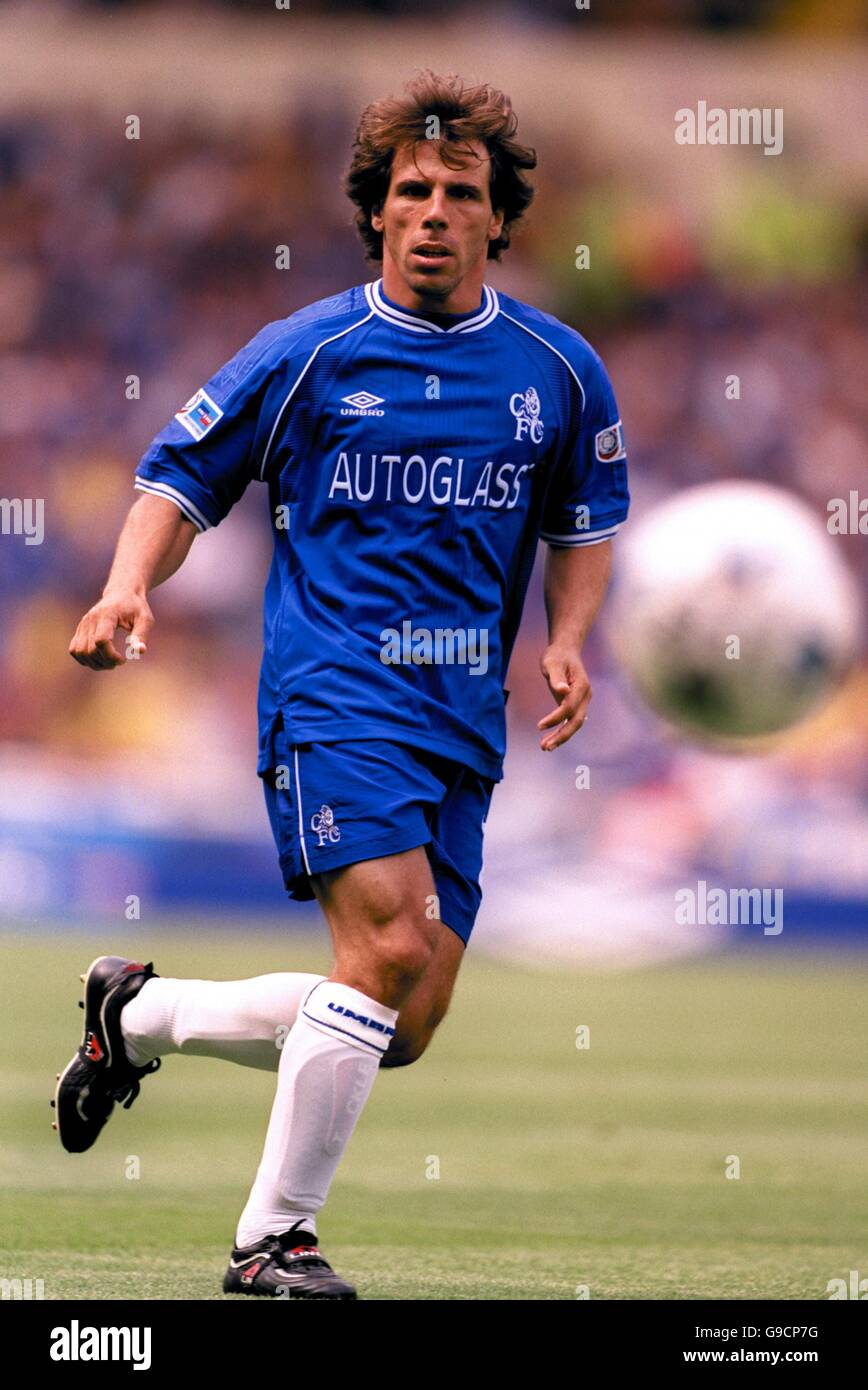 Soccer - F.A Charity Shield - Chelsea v Manchester United. Gianfranco ...