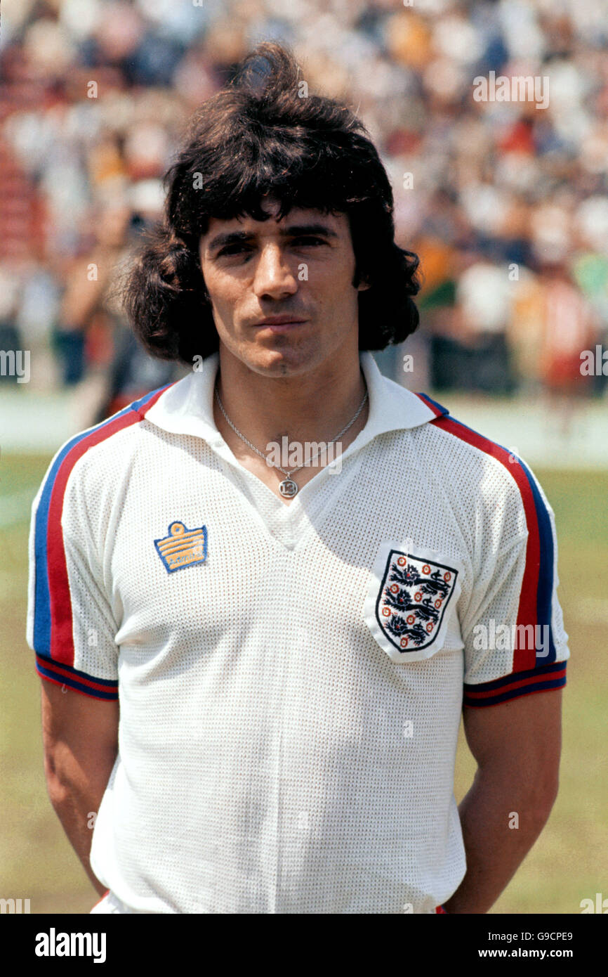 Kevin keegan 1970s hi-res stock photography and images - Alamy