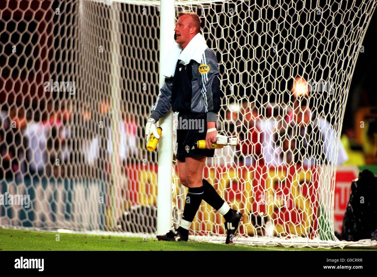 Sweden goalkeeper magnus hedman hi-res stock photography and images - Alamy