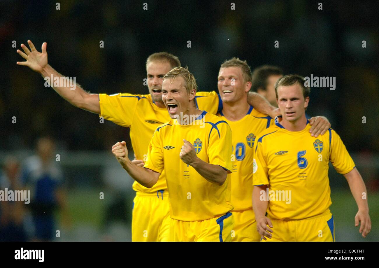 L r swedens niclas alexandersson hi-res stock photography and images ...