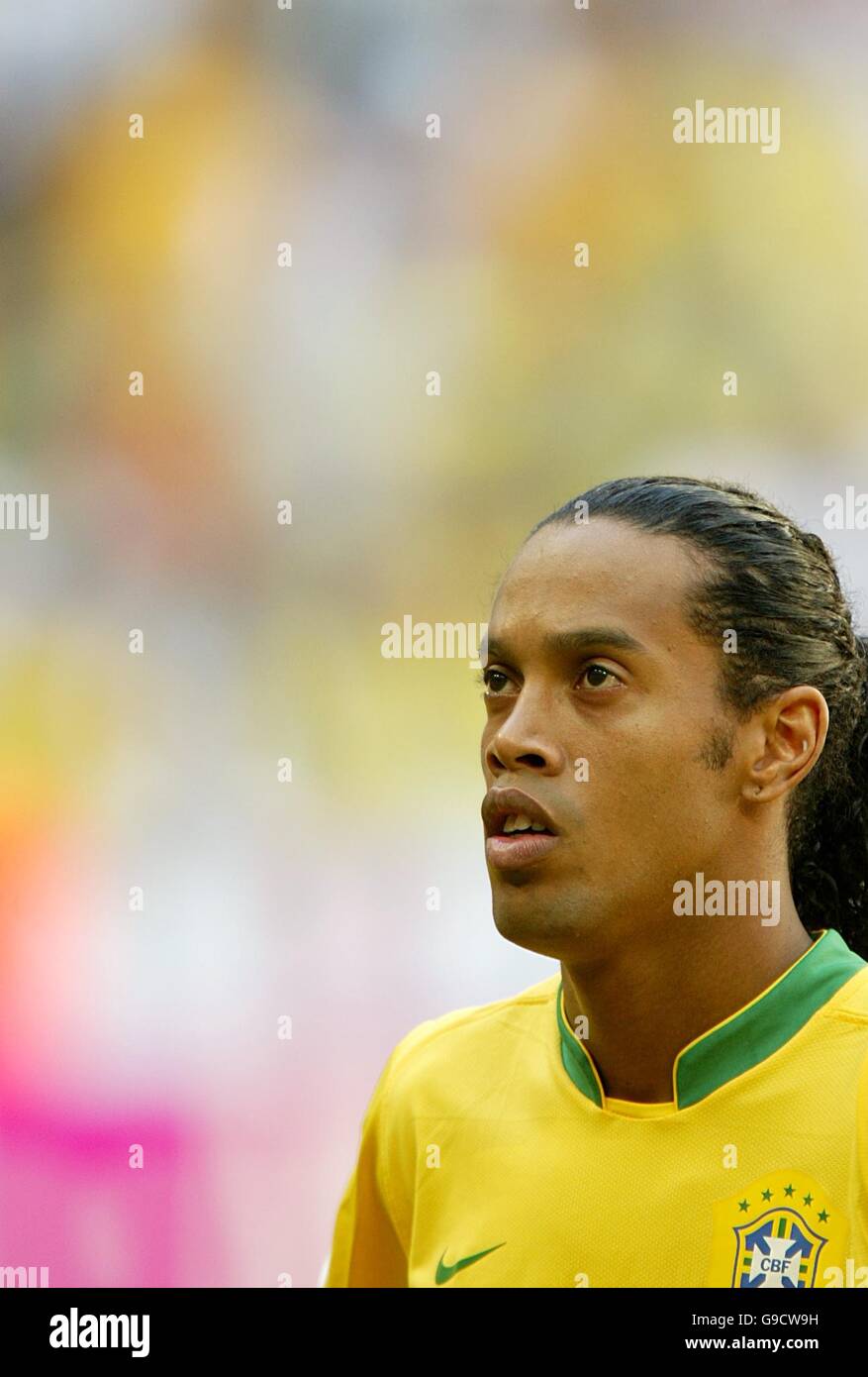 Ronaldinho brazil world cup 2006 hi-res stock photography and images ...
