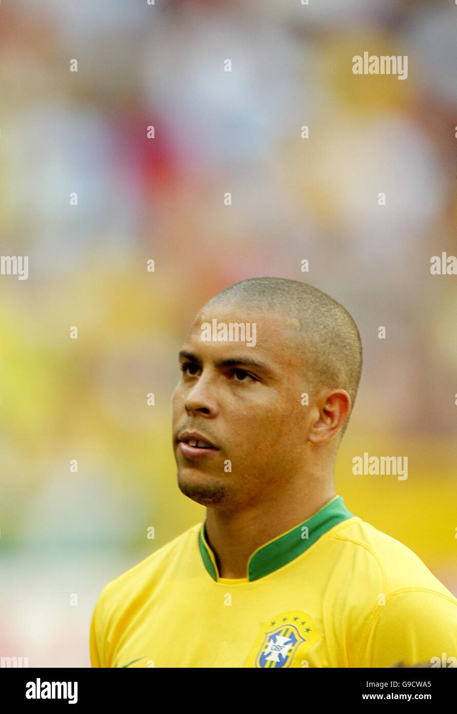 Football world cup 2006 brazil hi-res stock photography and images - Alamy