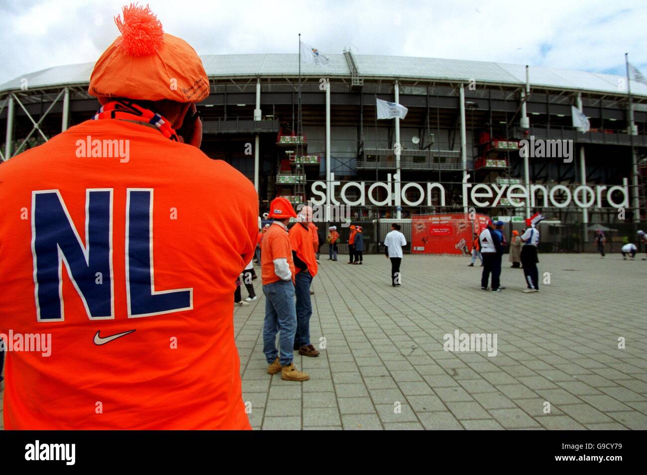 Gv stadium exterior outside fans orange nl nike football hi-res stock ...