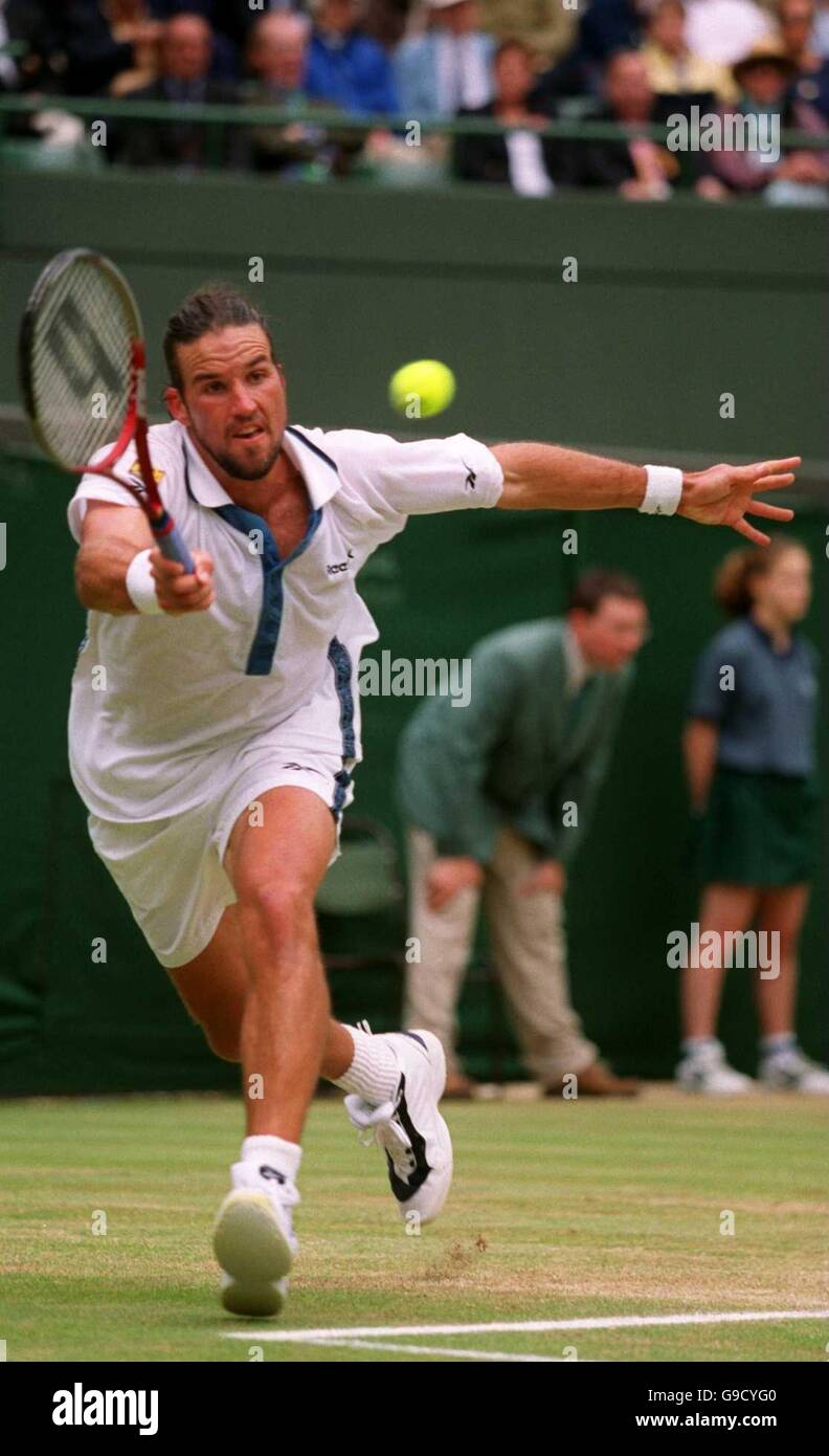 Tennis - Wimbledon Championships - Quarter Finals Stock Photo - Alamy