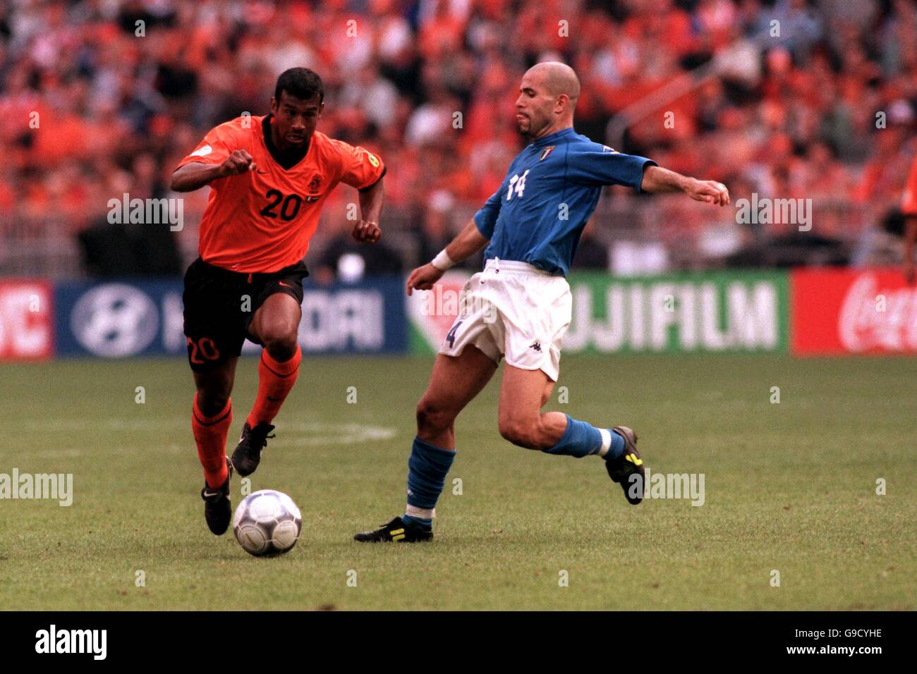 Soccer winter holland hi-res stock photography and images - Alamy