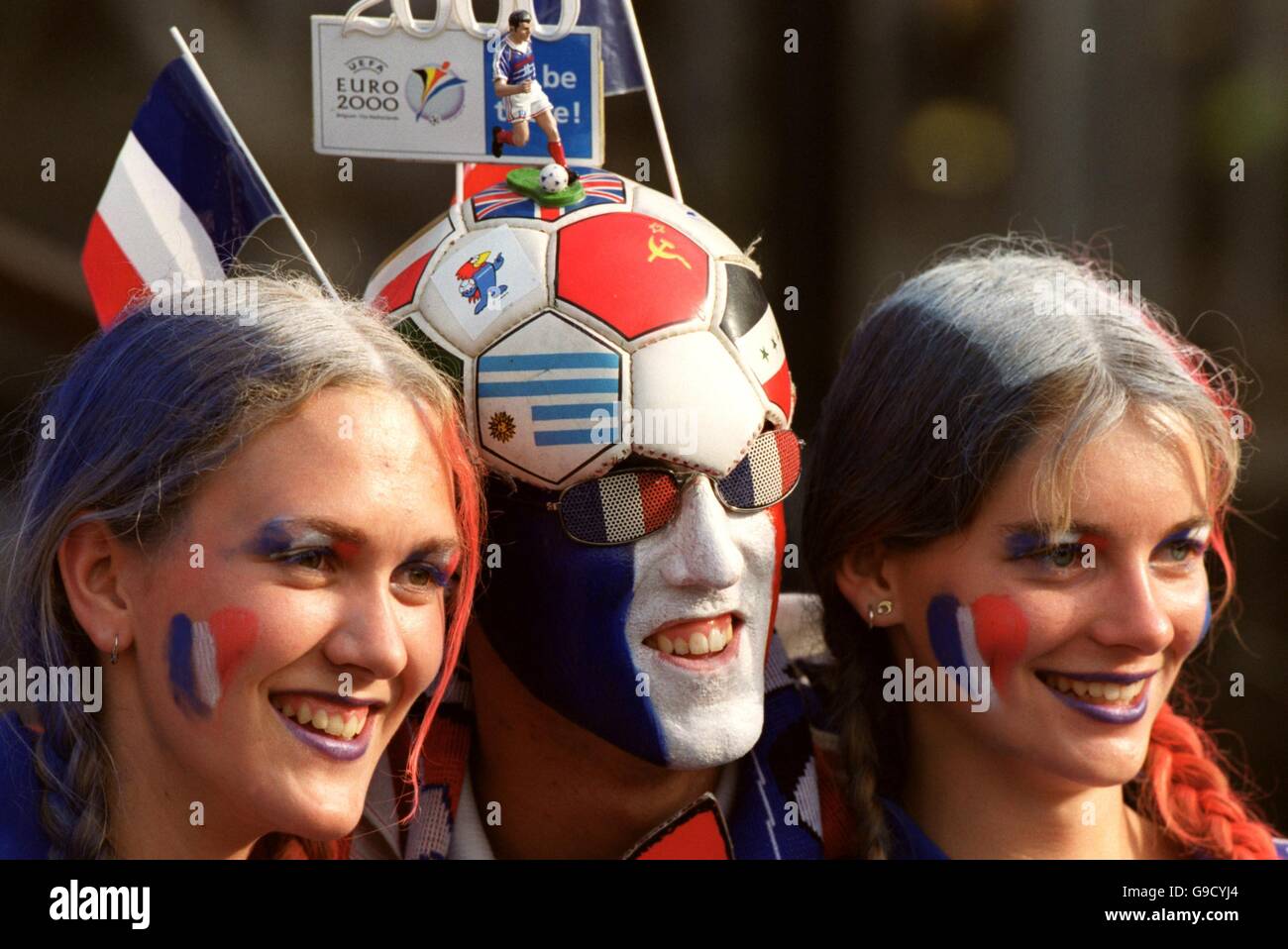 Euro 2000 final fans hi-res stock photography and images - Alamy