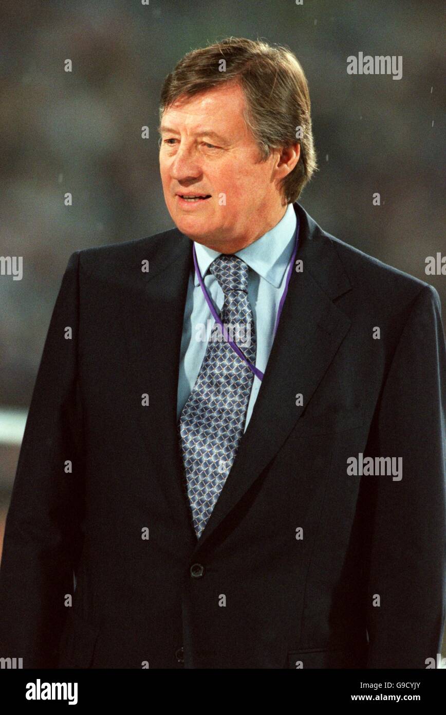 Uefa euro 2000 italy hi-res stock photography and images - Alamy