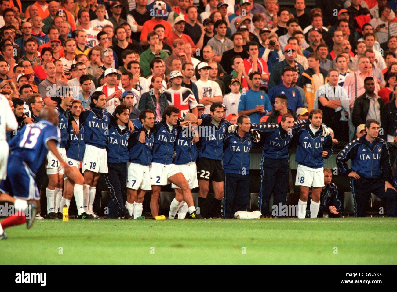 Soccer - Euro 2000 - Final - France v Italy Stock Photo - Alamy