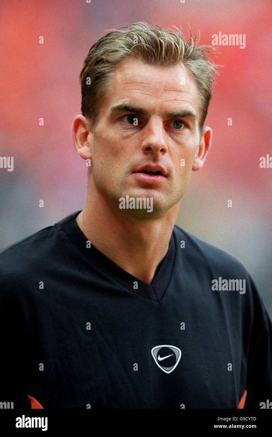 Soccer - Euro 2000 - Semi Final - Italy v Holland. Ronald De Boer ...