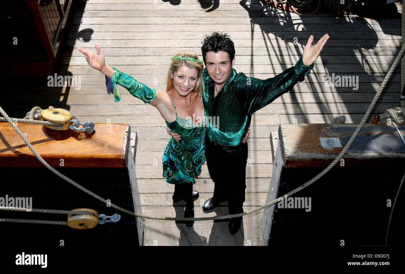 Irish riverdance hi-res stock photography and images - Alamy