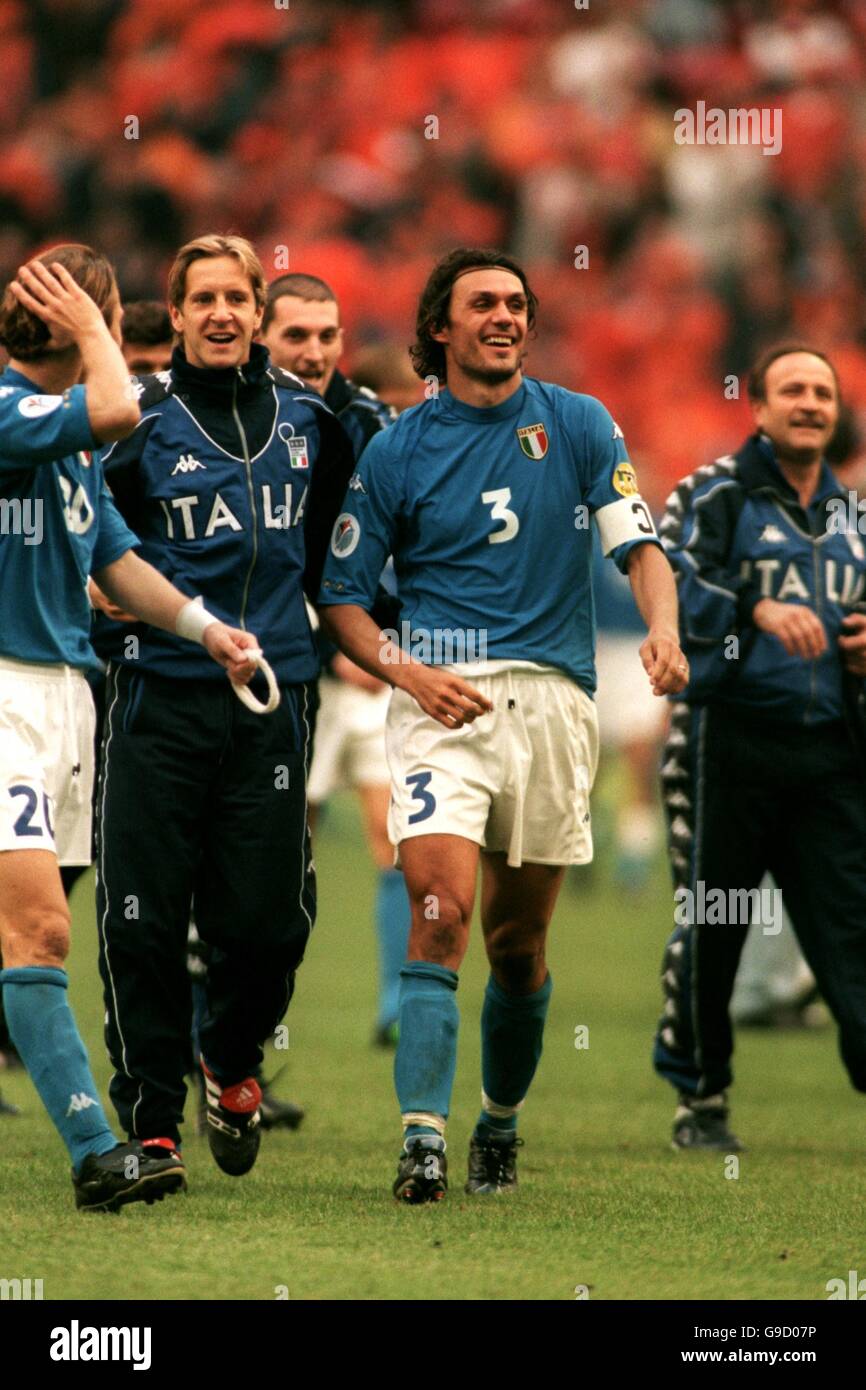Paolo maldini italy euro hi-res stock photography and images - Alamy