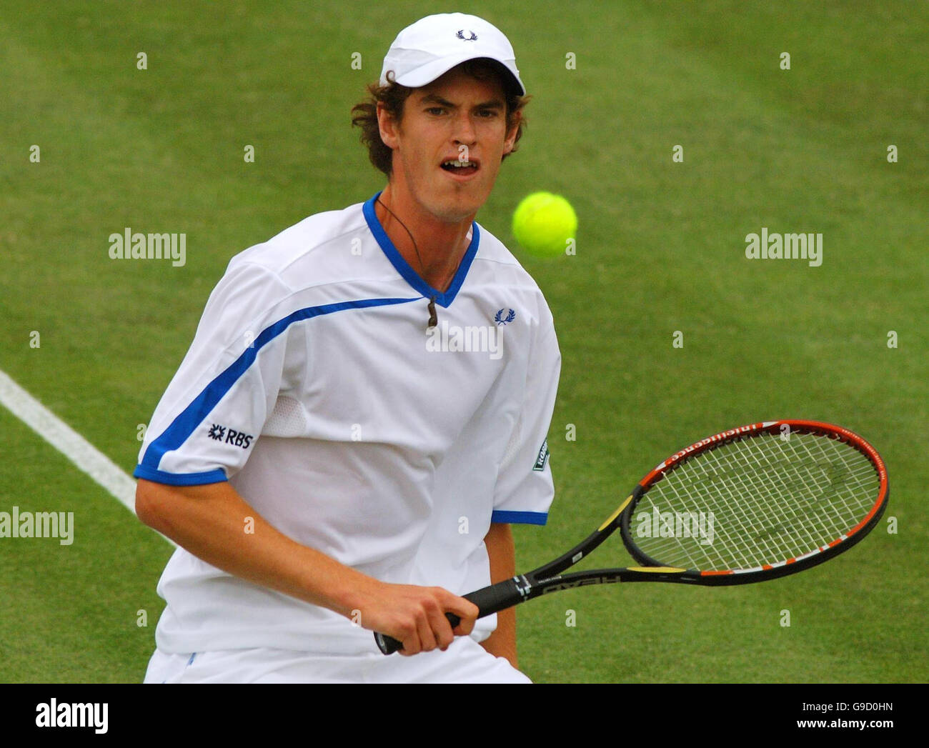 Great Britain's Andy Murray in action against Italy's Andreas Seppi ...