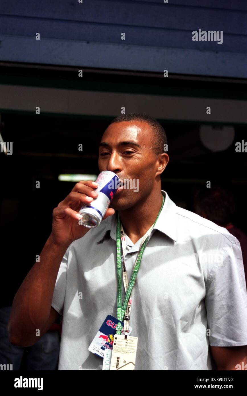 Celebrity athlete drinking red bull energy drink f1 hi-res stock ...