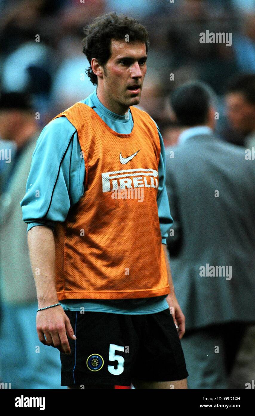 Laurent blanc inter hi-res stock photography and images - Alamy