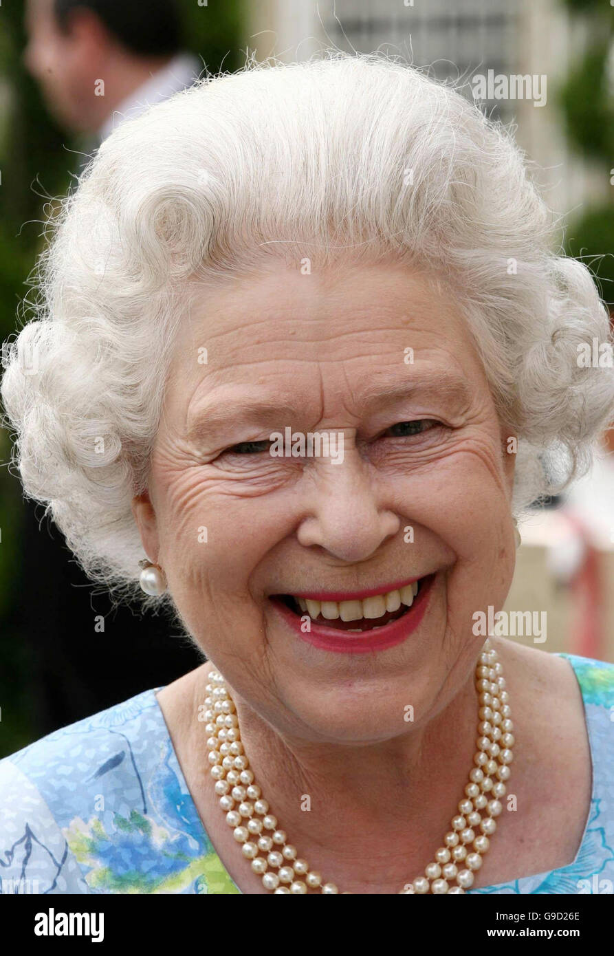 Royalty - Queen Elizabeth II - Buckingham Palace, London Stock Photo ...
