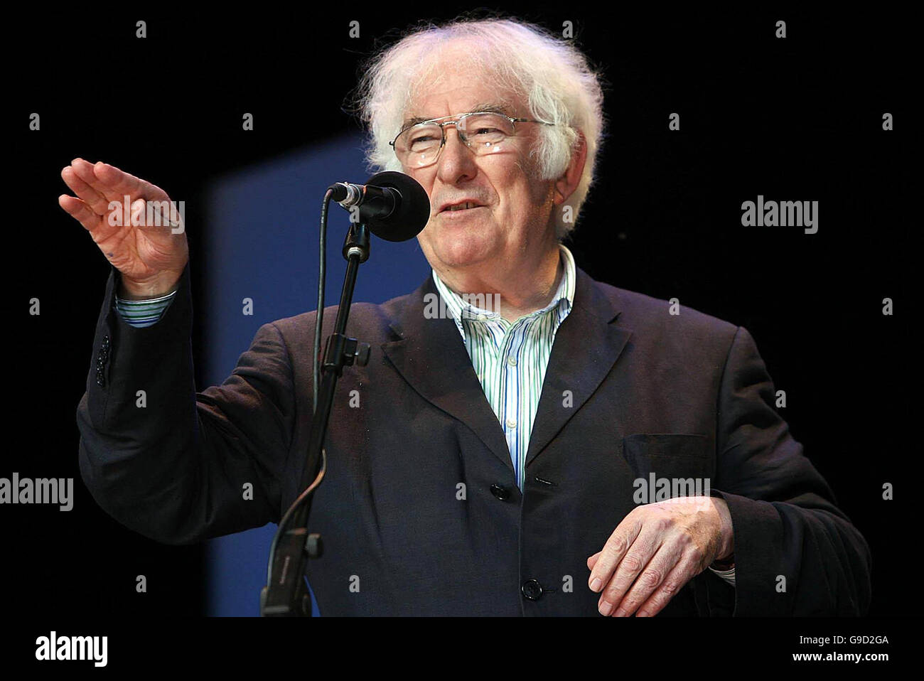 Nobel Laureate Seamus Heaney (pictured) and internationally acclaimed ...