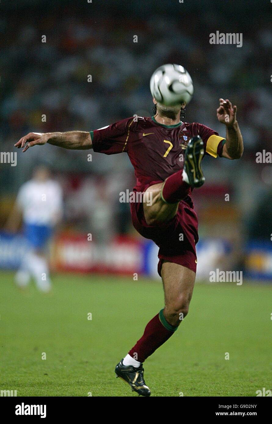 Luis figo portugal hi-res stock photography and images - Alamy