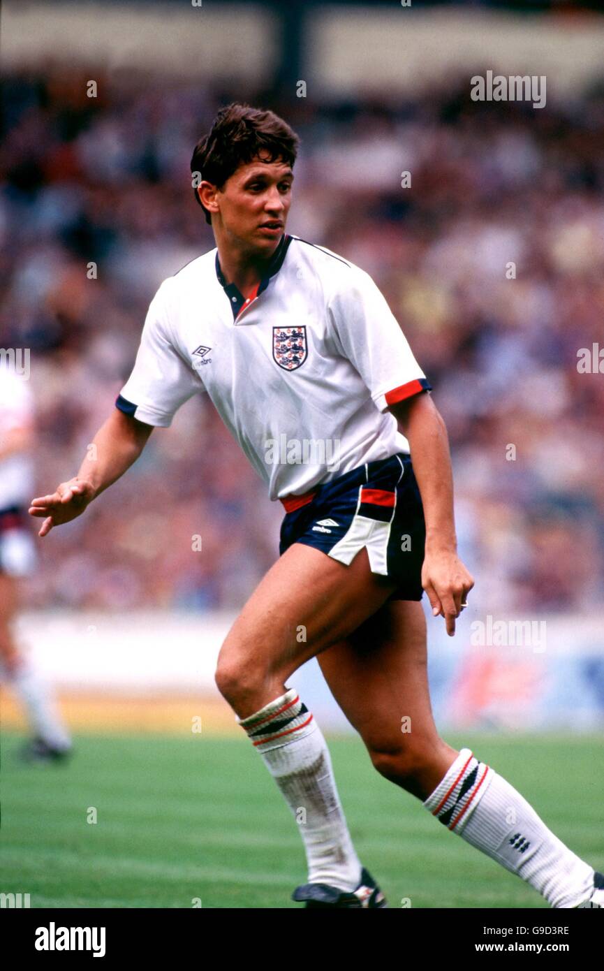 Soccer - Rous Cup - England v Scotland Stock Photo - Alamy