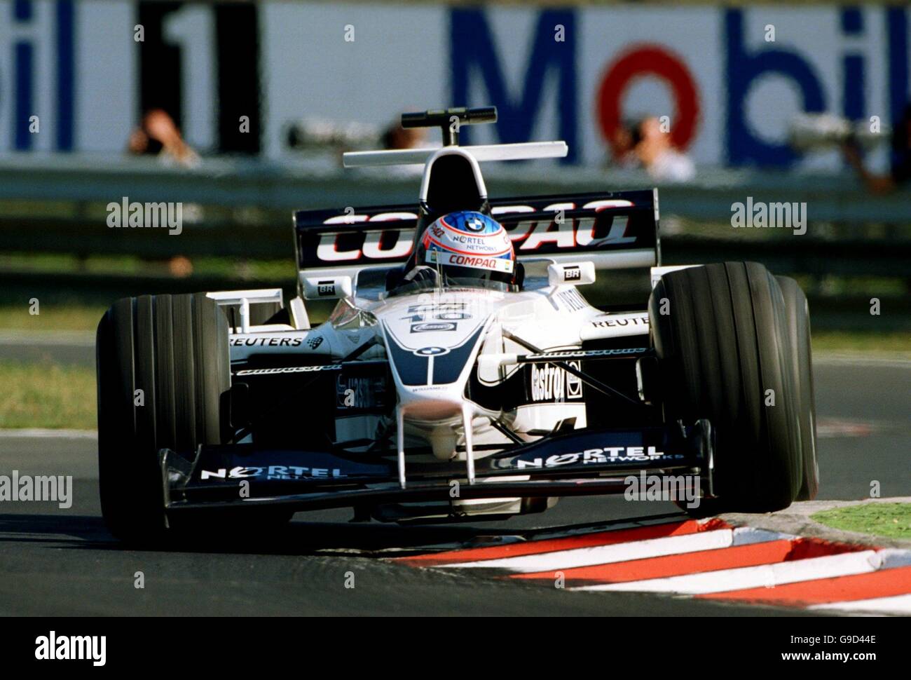 Action front view cornering bend f1 hi-res stock photography and images ...