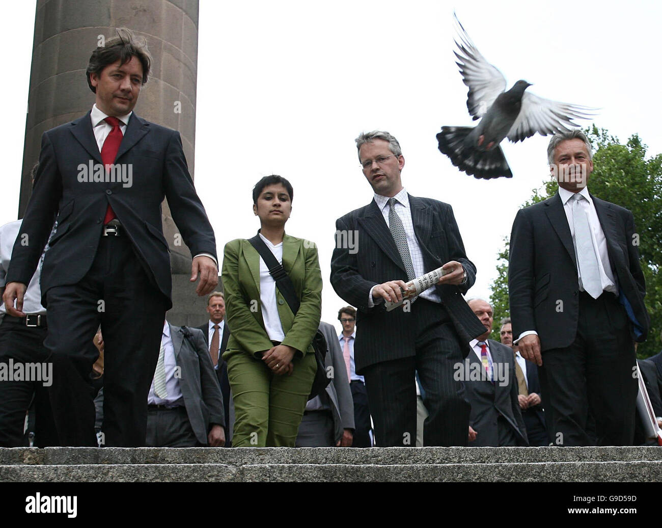 Enron protest hi-res stock photography and images - Alamy