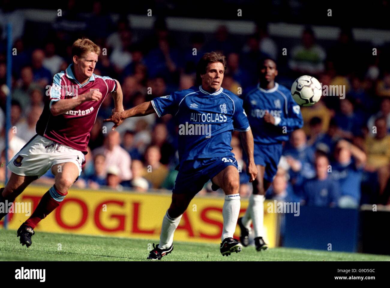 Chelsea west ham zola hi-res stock photography and images - Alamy